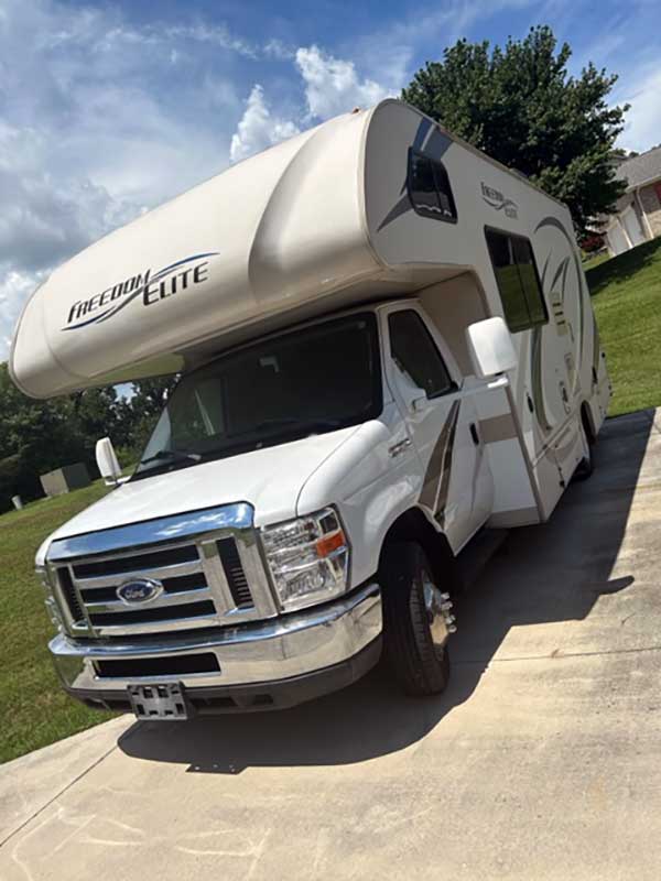 Used RVs By Owner - Thor Freedom Elite 23H