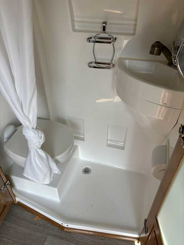 Used RVs By Owner - Coachmen Crossfit 22C